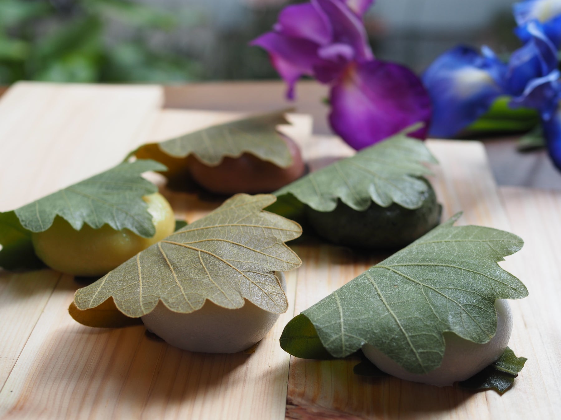 A Rare "Morokoshi" Flour Kashiwa-Mochi from Toyohashi — Okamedo Offers ...