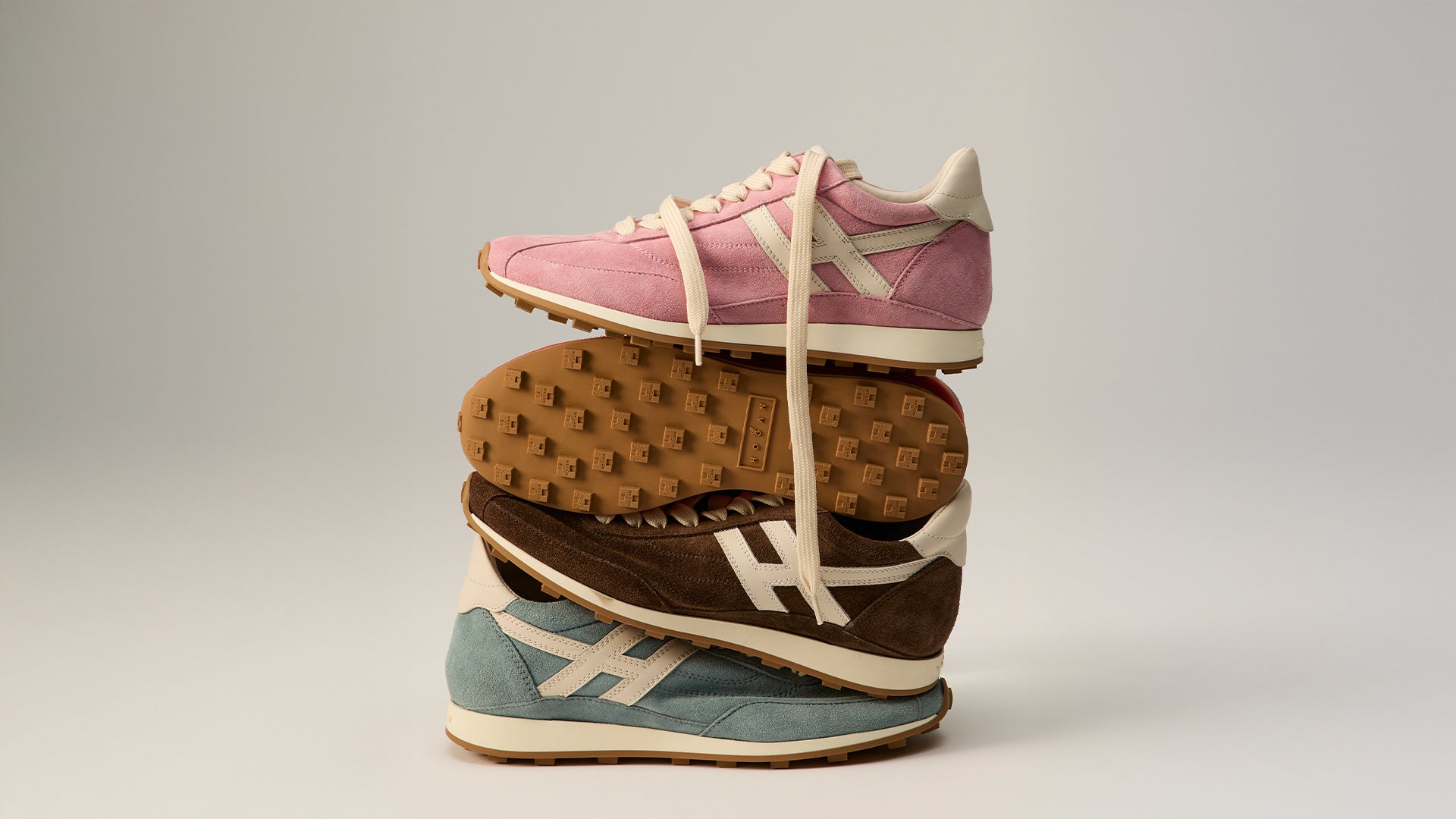 HOGAN 2026 Spring/Summer Pop-Up Event Opens - Holiday Travel