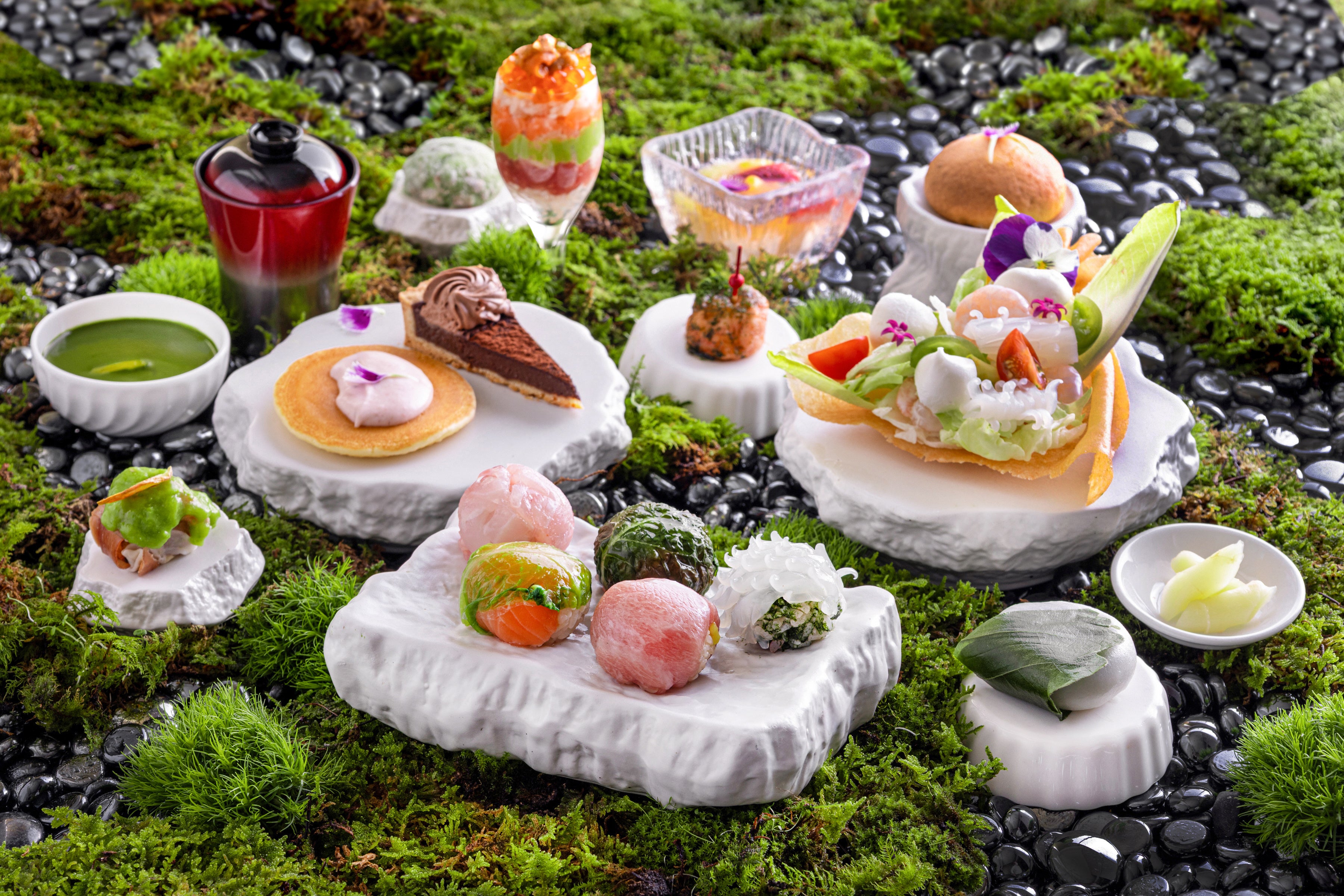 Hilton Fukuoka Sea Hawk's Afternoon Tea-Style Sushi Lunch "Karen ...